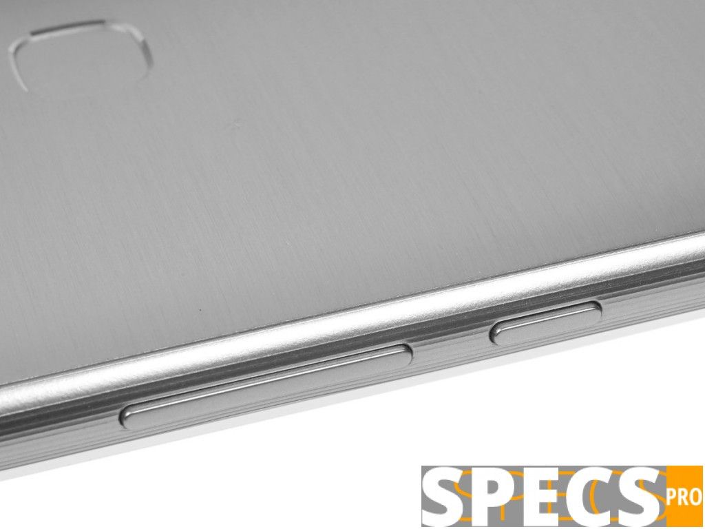 Huawei Honor 5c specs and prices. Honor 5c comparison with rivals.