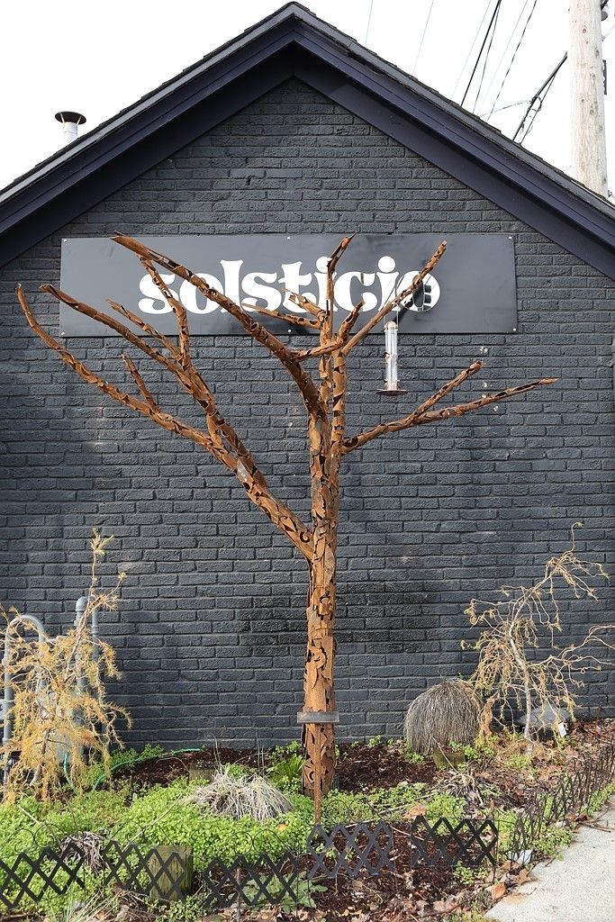 Canon EOS 6D specs and prices. Canon EOS 6D comparison with rivals.