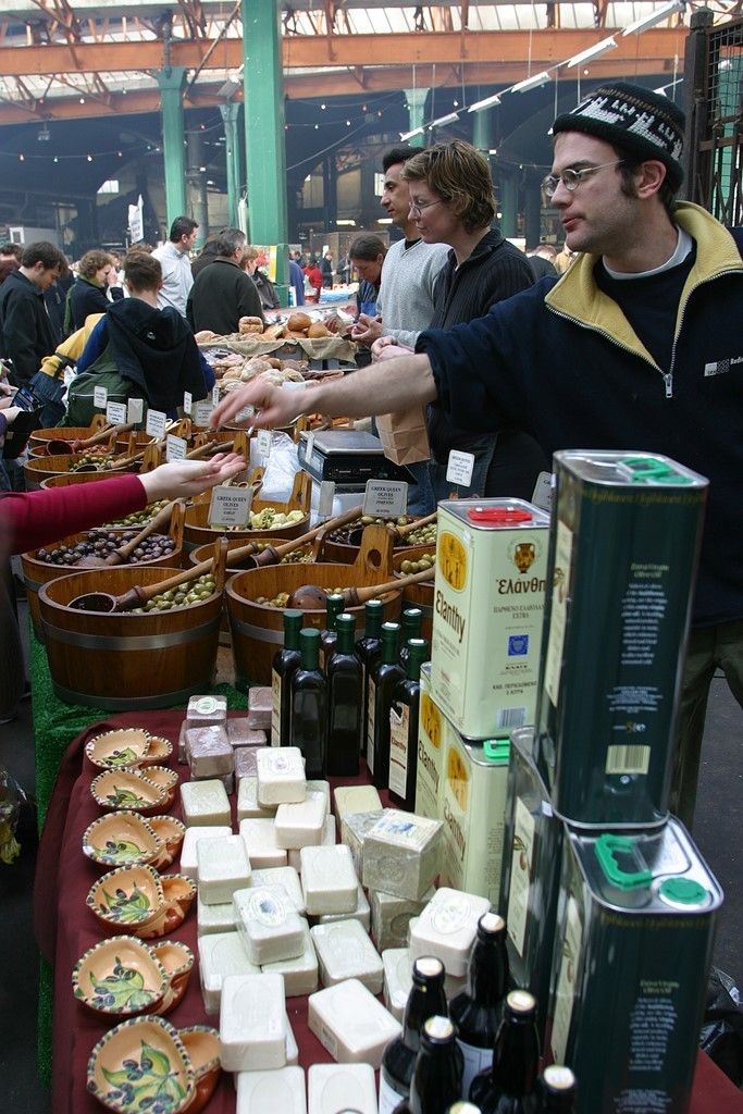 Canon EOS D60 specs and prices. Canon EOS D60 comparison with rivals.