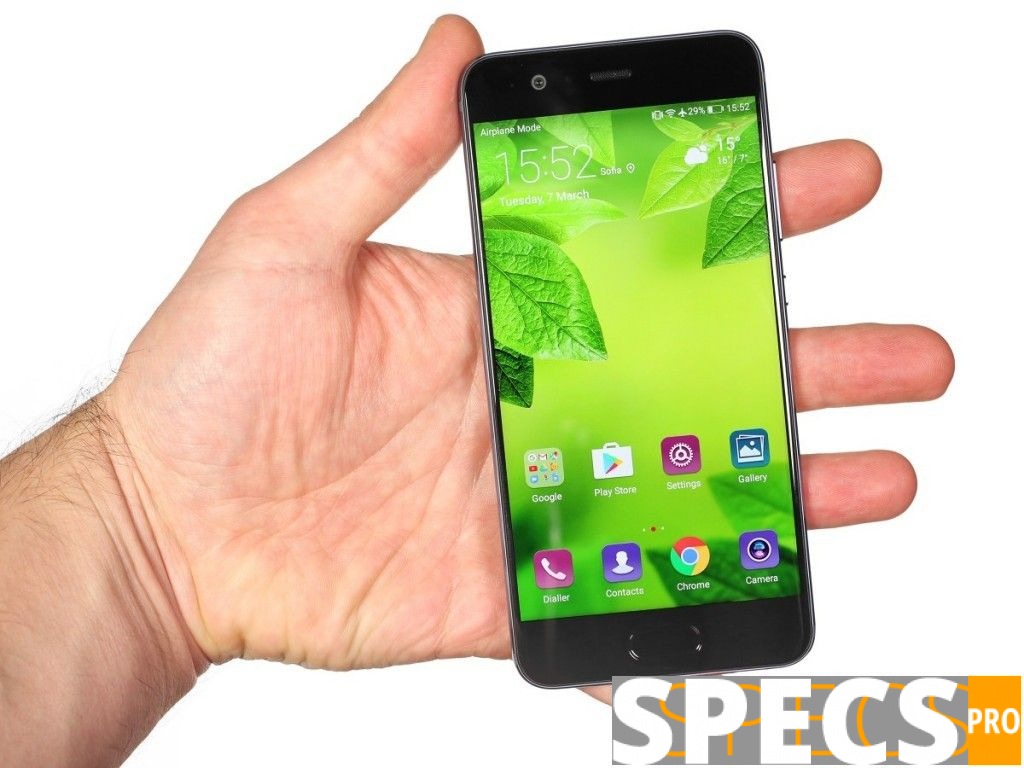 Huawei P10 specs and prices. P10 comparison with rivals.