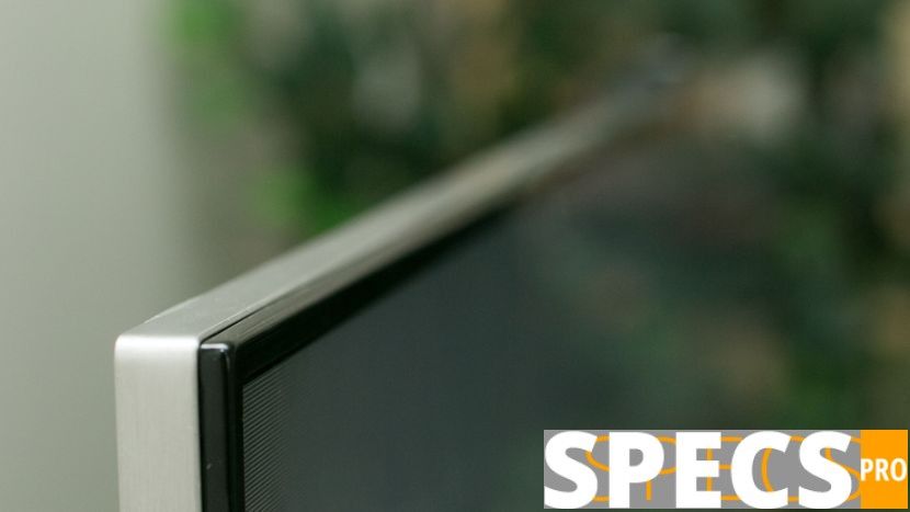 Samsung UN55F8000 specs and prices, comparison with rivals.