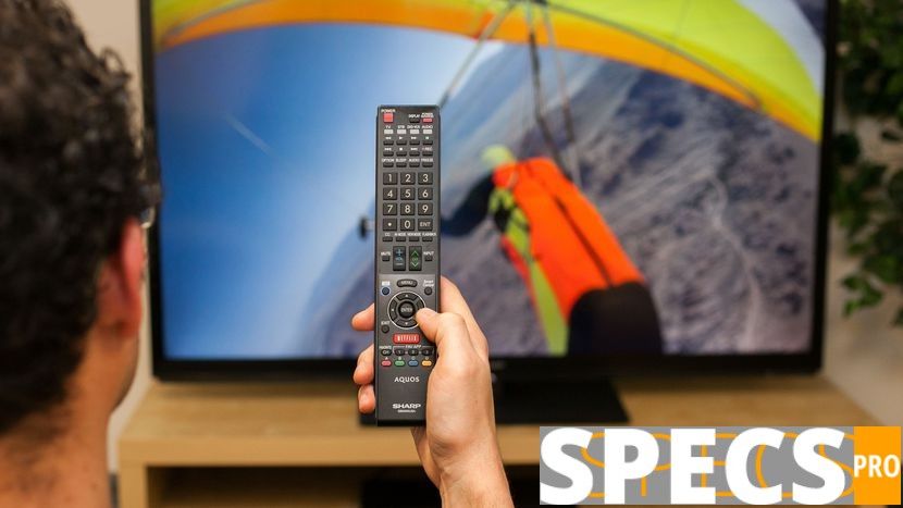 Sharp LC-60LE847U specs and prices, comparison with rivals.