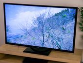 Samsung UN55D7000 specs and prices, comparison with rivals.